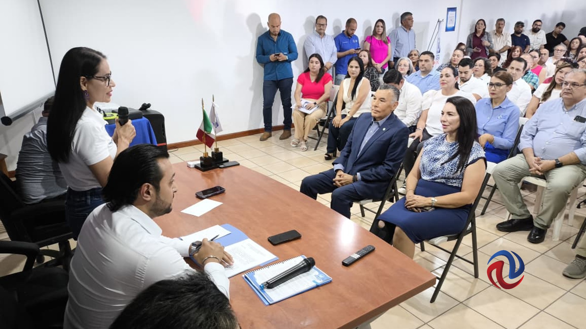 Francisco Rueda se registró como aspirante a dirigir el PAN en Mexicali