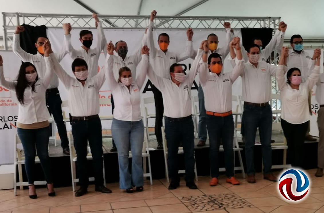 Presenta Carlos Atilano a su equipo de campaña