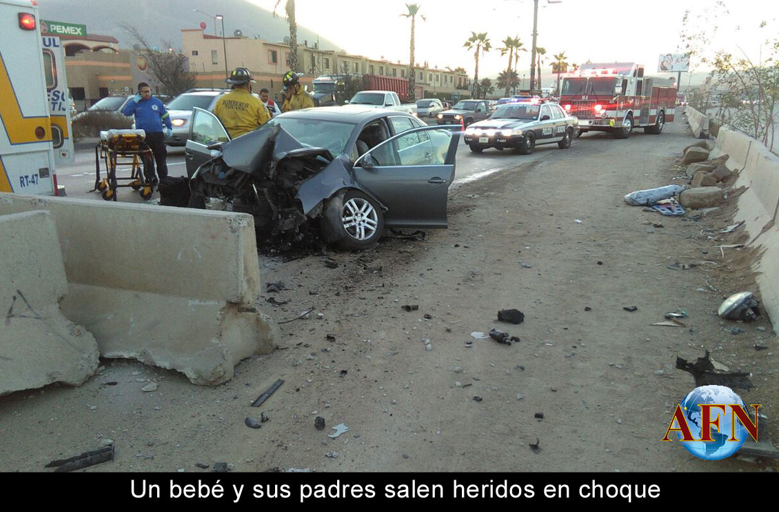 Un bebé y sus padres salen heridos en choque