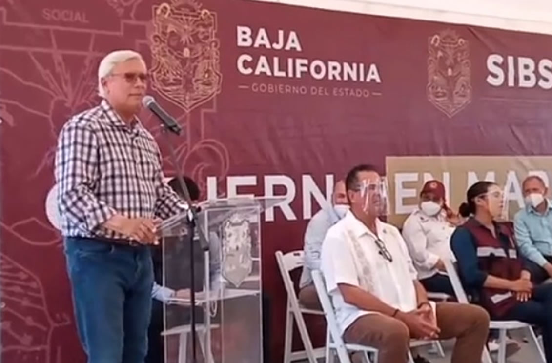 Visita Bonilla y su equipo colonia Maclovio Rojas