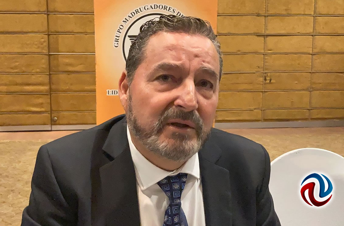 Morena rechazaba contratos plurianuales, denuncia Atilano