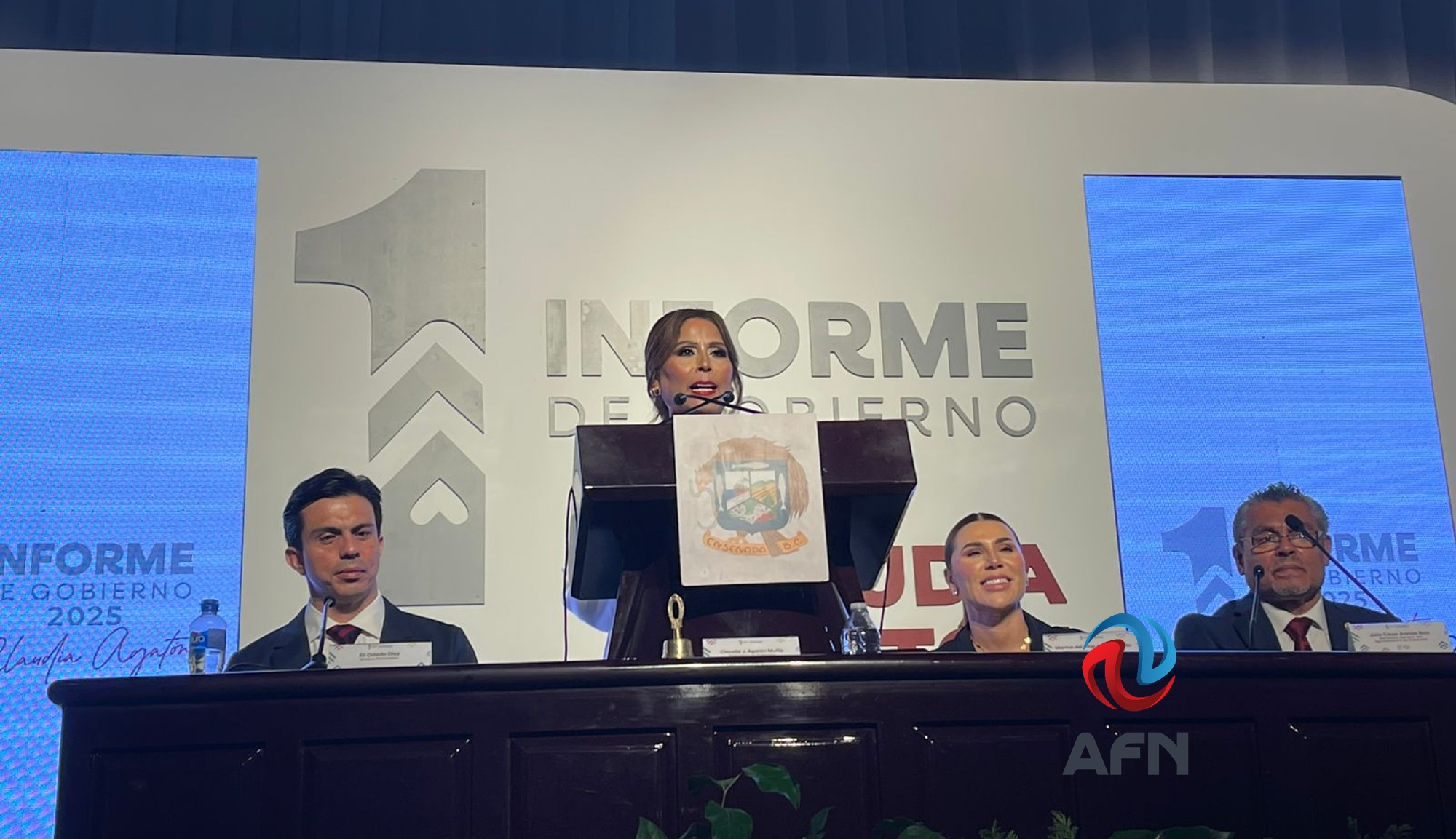 Rindió su primer informe de gobierno Claudia Agatón