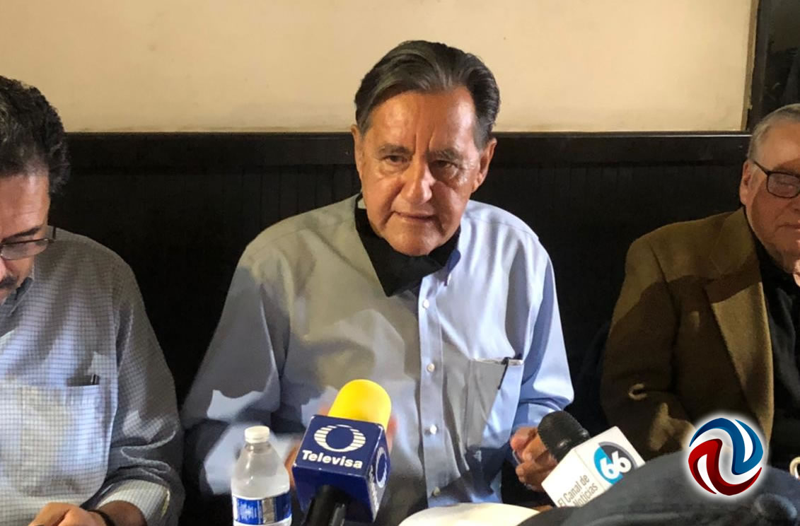 Confirma Xavier Rivas su declinación como candidato a la alcaldía